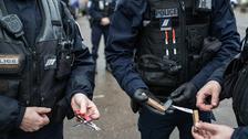 Qu’est-ce que le «couteau zombie», cette arme blanche que veut faire ...