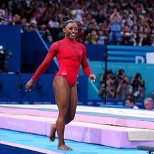 Léon Marchand, Simone Biles, Thomas Ceccon... Voici comment s’habillent ...