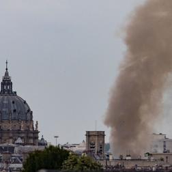 Explosion à Paris : les images impressionnantes du drame