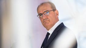 «Où sont mes lunettes ?» : ces quelques secondes surréalistes où Jean ...