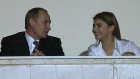 Poutine : toutes les femmes de sa vie