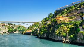 Road trip sur la mythique N2, la «Route 66» du Portugal