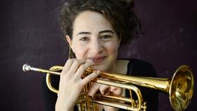 Neïma Naouri, chanteuse «fille de» et fière de l’être