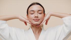 Qu’est-ce que ce petit bouton rouge qui apparaît sur la peau après 30 ans