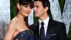 Mini-frange, robe au dos nu XXL et string en chaîne dorée : Adèle Exarchopoulos divine sur le ...