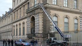 Cambriolage au Louvre : notre dossier pour tout comprendre