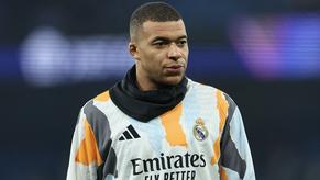 PHOTO - Kylian Mbappé : bob, marcel et maillot de bain, il dévoile son ...
