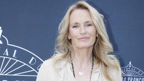 Estelle Lefébure dévoile de rares clichés de son fils Giuliano : il ...