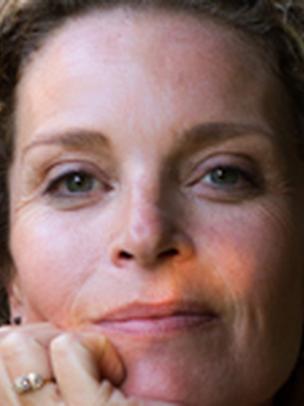 Isabelle Renauld : Biographie