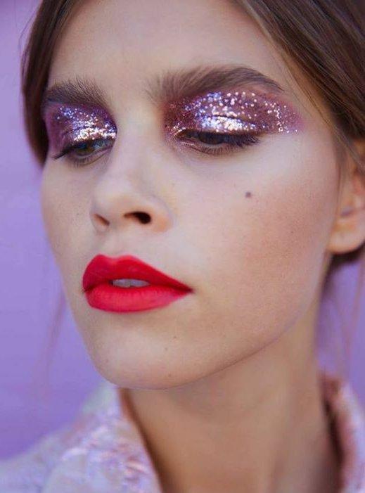 Les plus beaux make-up pailletés pour les fêtes