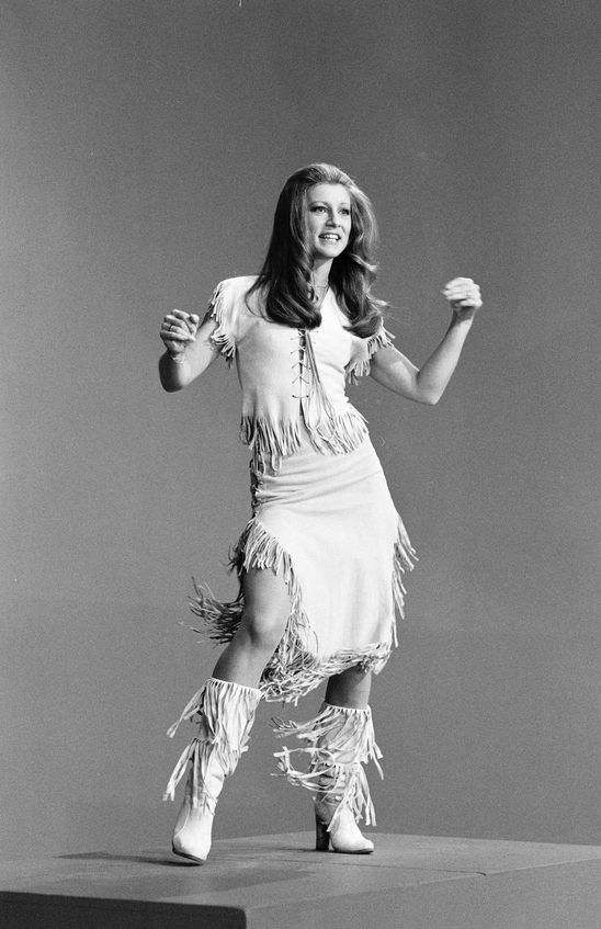 PHOTOS - Sheila : retour sur son évolution physique