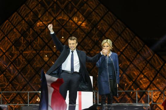 Emmanuel Macron a 48 ans : retour sur son évolution physique