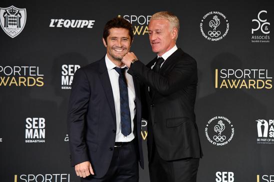 PHOTOS - Didier Deschamps bien entouré : qui sont les membres de son clan