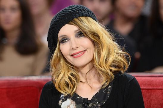 PHOTOS - Jeanne Mas : découvrez l'évolution physique de la chanteuse