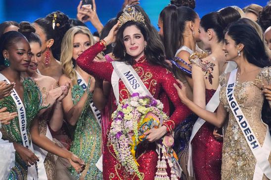 PHOTOS - Miss Univers : Ève Gilles, Fatima Bosch, Ophély Mézino… Les ...