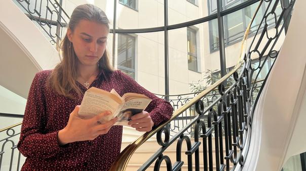 «Un triple 20 aux écrits» : comment Anne est devenue major de l’ENS Ulm