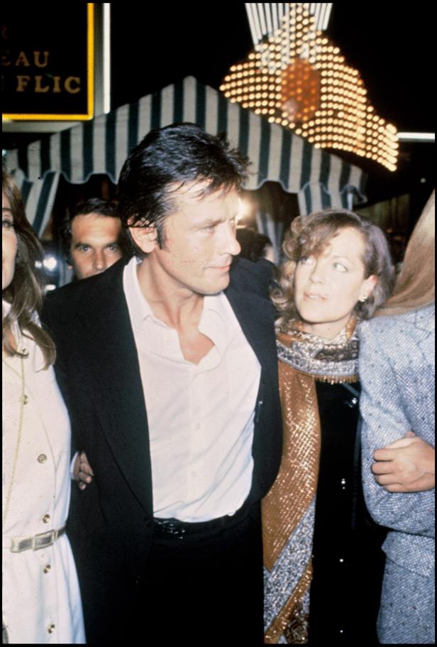 PHOTOS - Alain Delon : découvrez les membres de sa famille