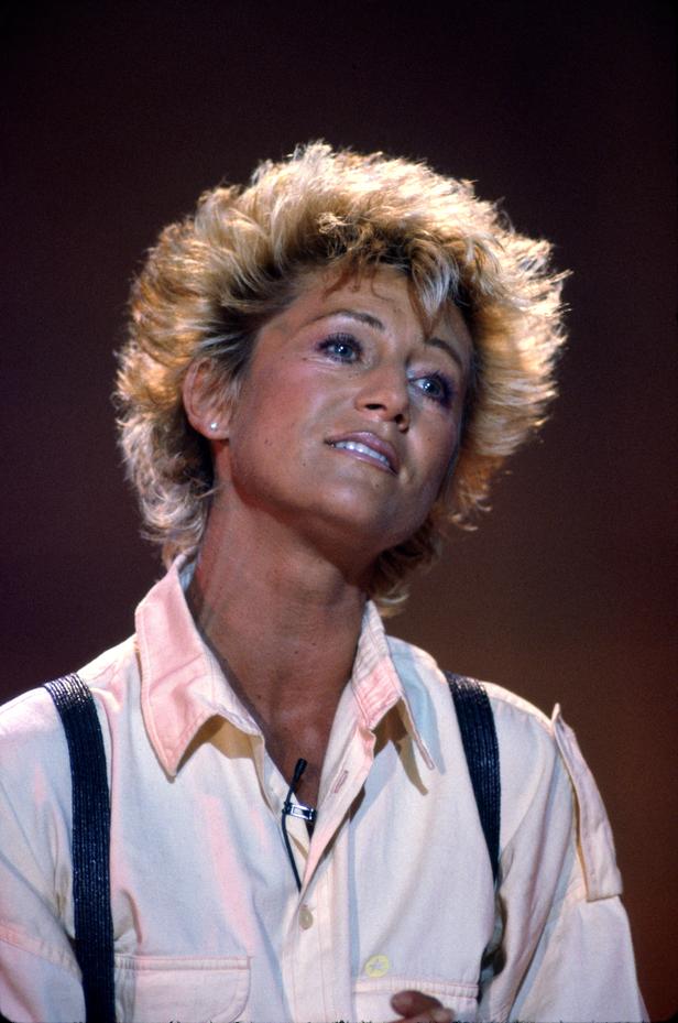 PHOTOS - Sheila : retour sur son évolution physique