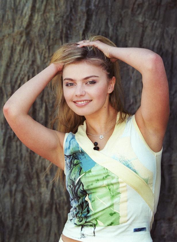 PHOTOS : L'évolution d'Alina Kabaeva, célèbre gymnaste et compagne de ...