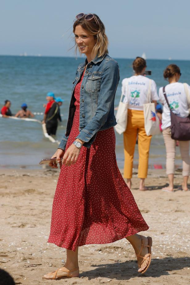 PHOTOS - Les plus beaux looks d'Isabelle Ithurburu