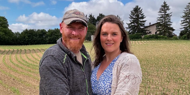 PHOTOS - L'amour est dans le pré : Mathieu, Thierry, Pierre... que ...