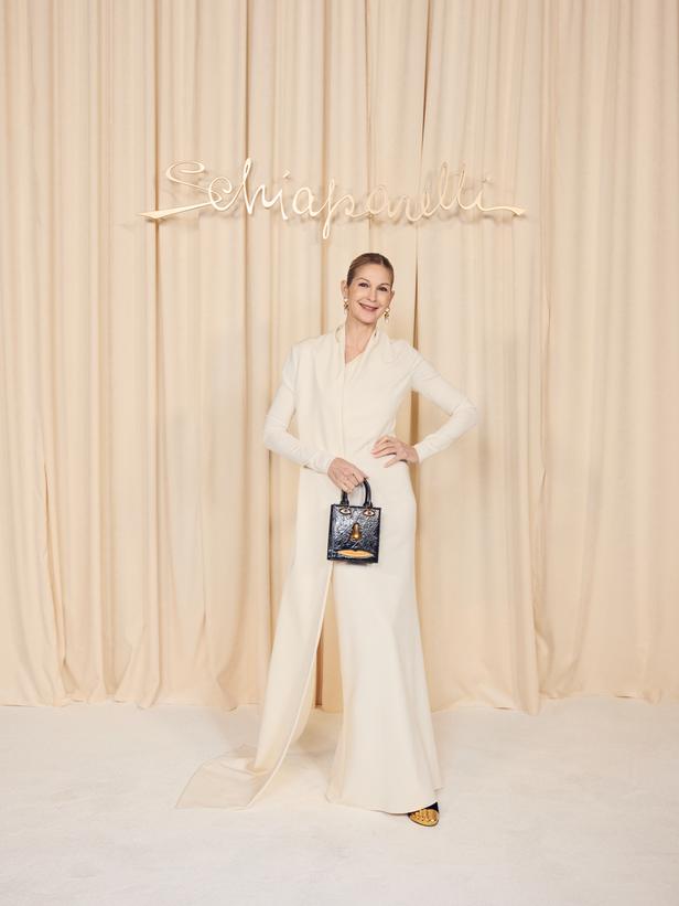 PHOTOS - Carla Bruni, Philippine Leroy-Beaulieu... Schiaparelli lance ...