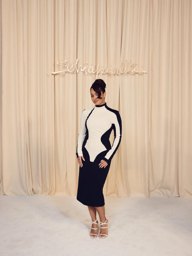 PHOTOS - Carla Bruni, Philippine Leroy-Beaulieu... Schiaparelli lance ...