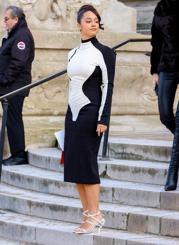 PHOTOS - Carla Bruni, Philippine Leroy-Beaulieu... Schiaparelli lance ...