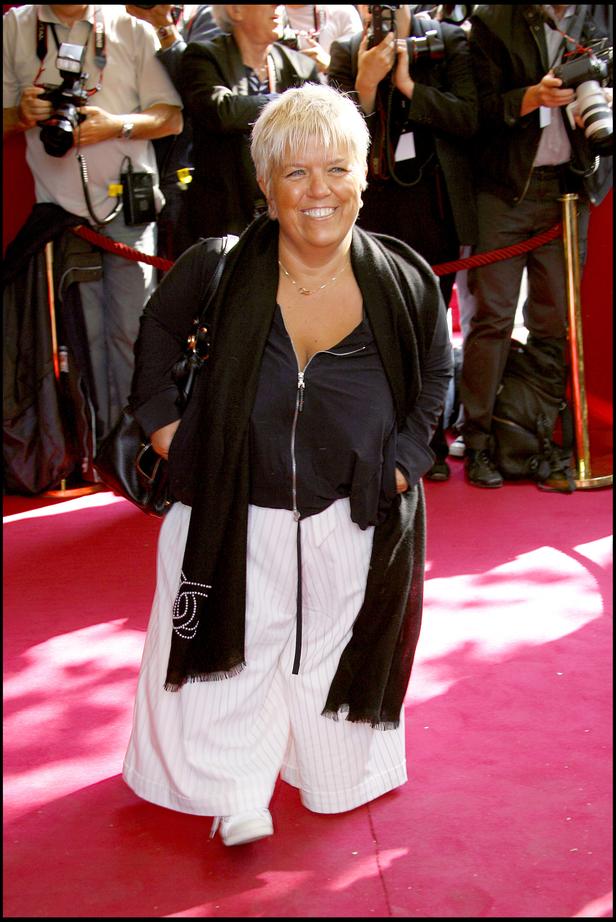 PHOTOS - Mimie Mathy : son évolution physique en images