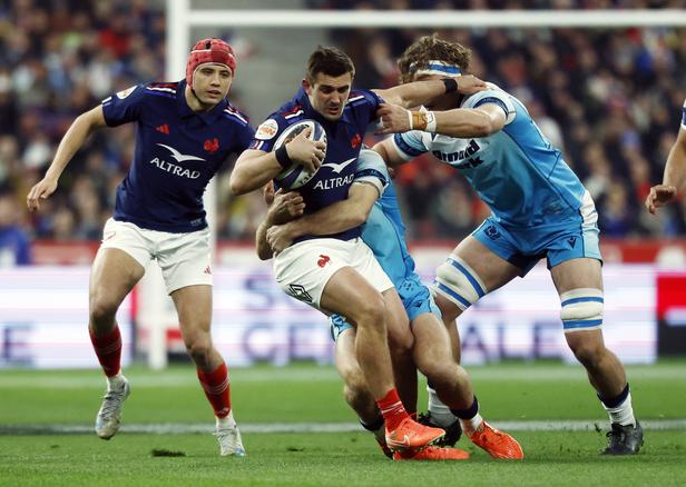 XV de France : Thomas Ramos entre dans l’histoire du rugby français