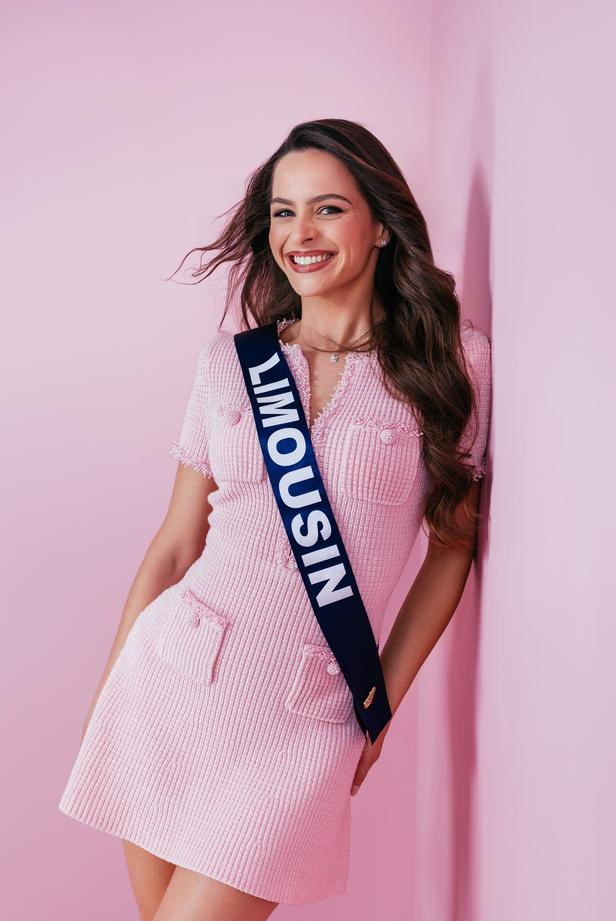 PHOTOS - Miss France 2026 : découvrez les portraits officiels des 30 ...