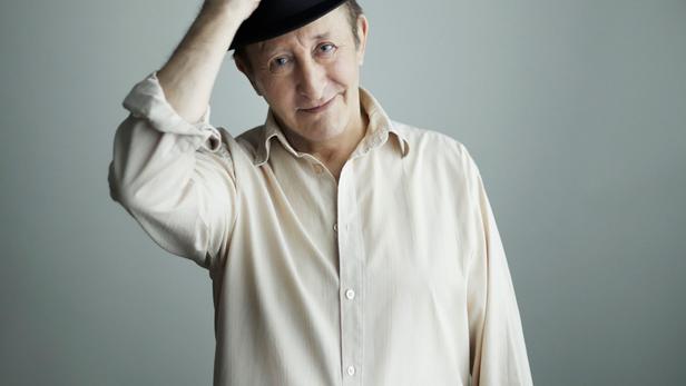 Tout l'art et la poésie d'Idir en dix chansons de légende