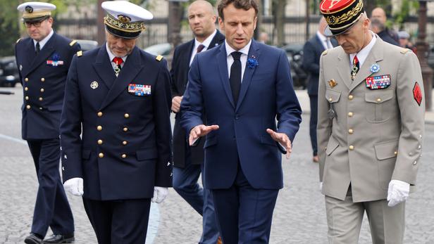 Un aviateur nommé chef d'état-major particulier du président