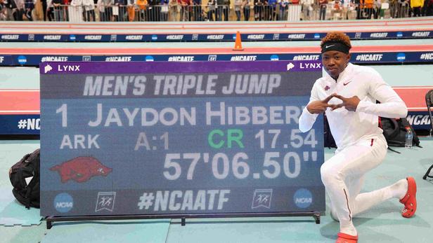 Athlétisme : le Jamaïcain Hibbert saute à 17,87 m à 18 ans (triple-saut)