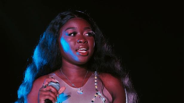 «Masculine» ou «sexualisée», la rappeuse Leys dénonce les clichés de l ...