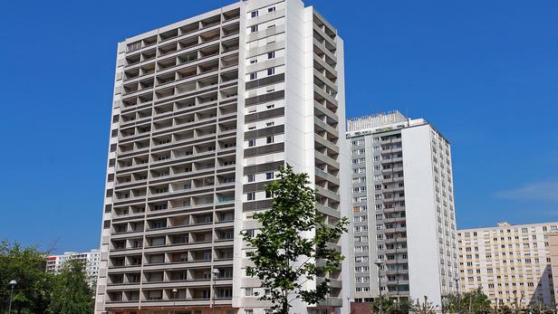 «Son attitude paralyse tout le projet» : près de Nice, un locataire ...