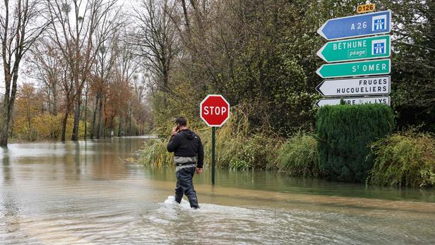 Inondations : la Haute-Savoie et le Pas-de-Calais repassent en «alerte ...