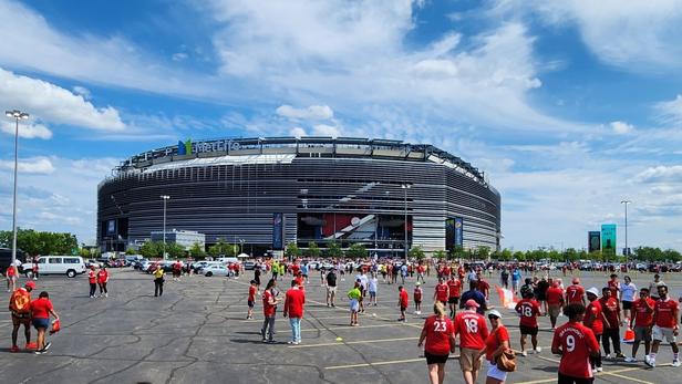 Ouverture dans l'historique stade Azteca de Mexico, finale à New York ...