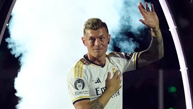 Liga : annoncé partant, Toni Kroos va rester au Real
