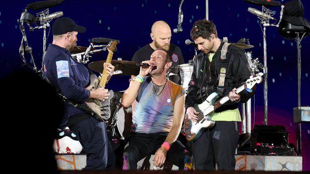 Coldplay dévoile We Pray, un extrait de leur second single figurant sur ...