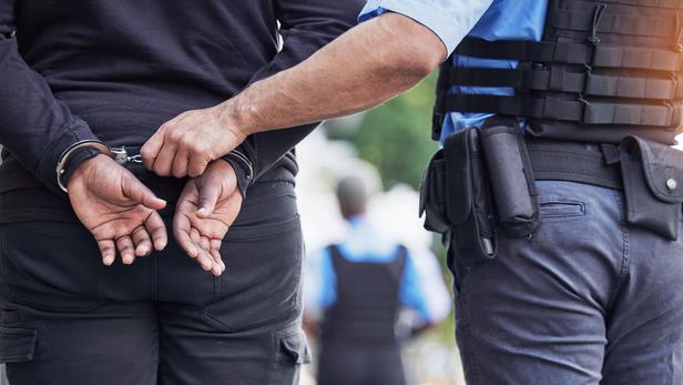 Deux Suspects Polonais Libérables Sous Caution Après Lattaque Dun