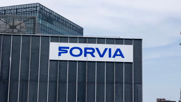 Forvia: une année 2024 «difficile» avec la baisse de la production auto