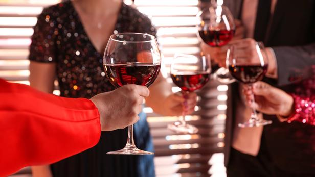 Aux États-Unis, les recommandations officielles liées à l’alcool ...