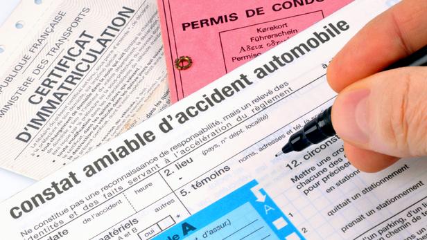 Constat amiable : le refus de le remplir n’est pas une infraction pénale