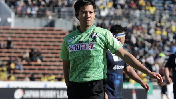 Top 14 : un arbitre japonais de 23 ans va officier dimanche soir à ...
