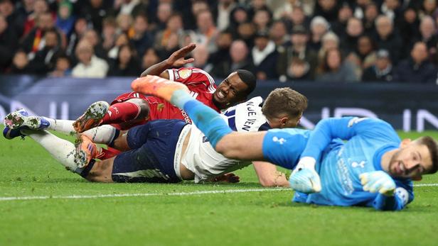 Premier League : but, blessure et sortie en pleurs, le terrible coup ...