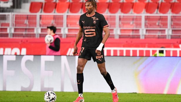 Mercato : 72M€, Liverpool braque la banque et s’offre le Rennais Jérémy ...