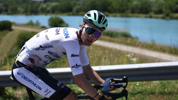 Tour Auvergne Rhône-Alpes : après une chute et une folle remontée ...