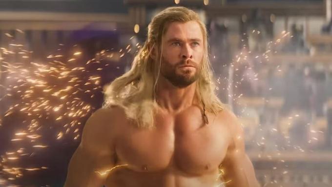 Thor et son fessier en acier : un «rêve devenu réalité» pour Chris ...