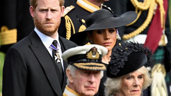 Le prince Harry assistera finalement au couronnement du roi Charles III ...